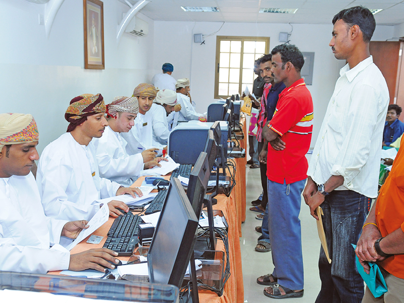 Expat workers can leave without paying fines | Muscat Daily| Oman News ...