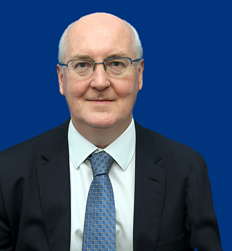 Kenneth Macfarlane's Instagram, Twitter & Facebook on IDCrawl