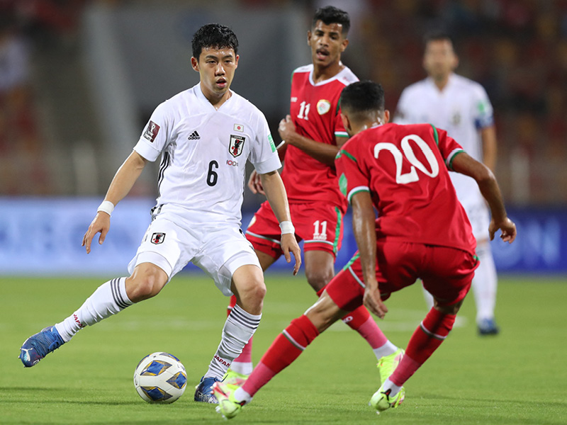 Japan strike late for three points against Oman in Asian qualifiers