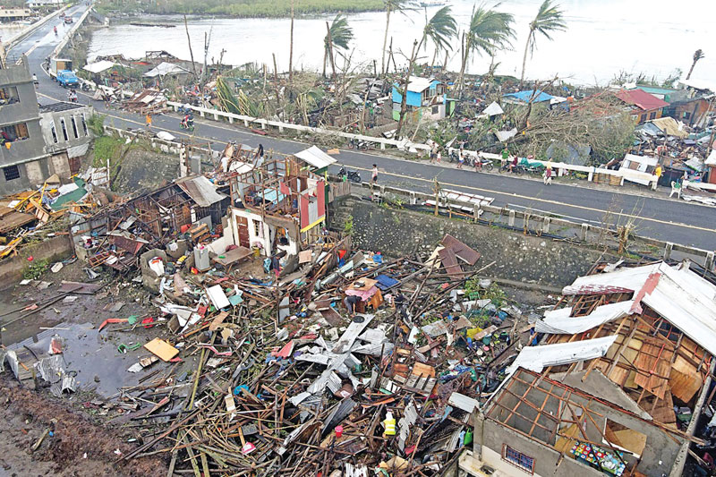 Super typhoon wreaks havoc in Philippines; over 30 dead