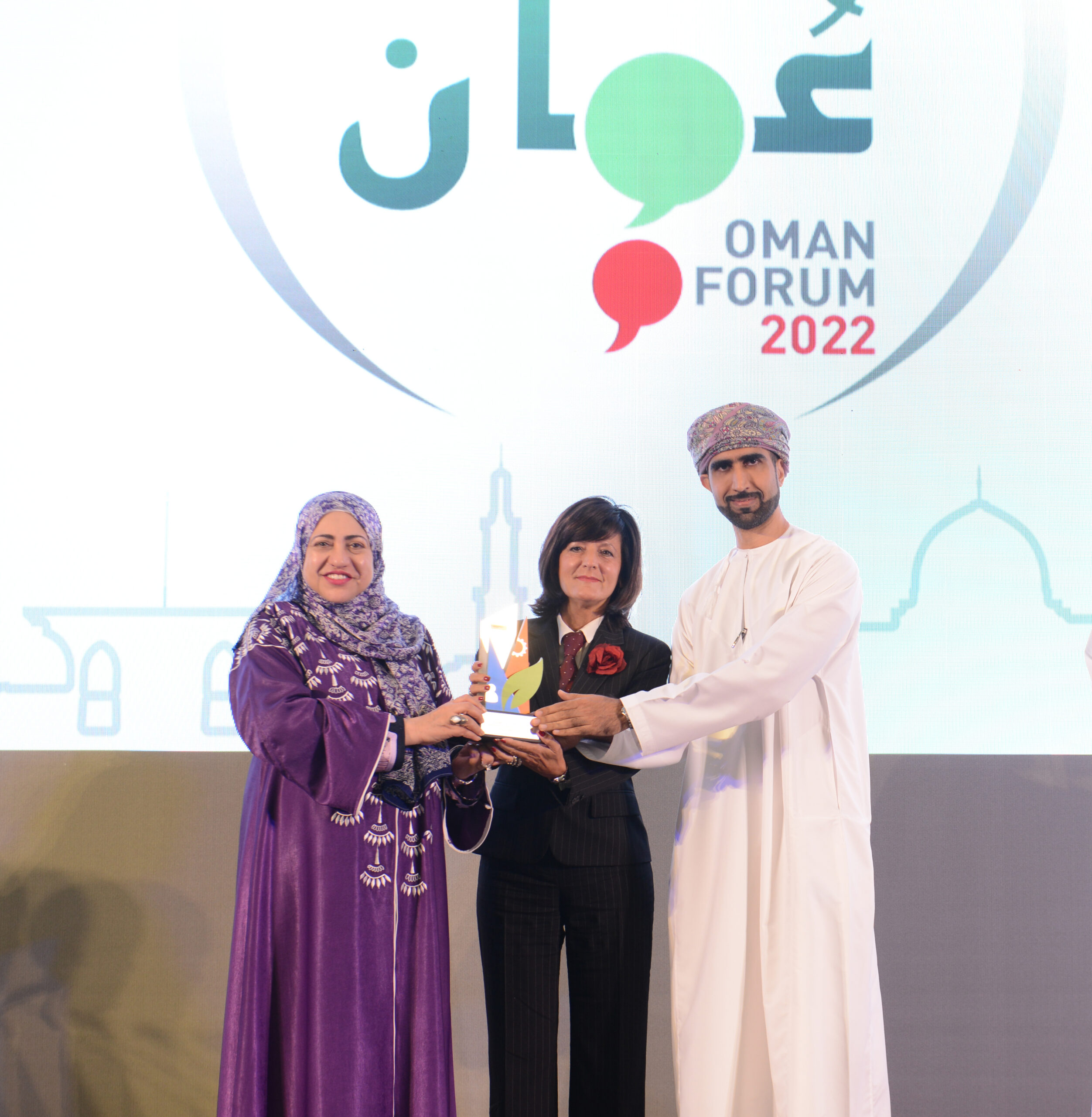 Oman Cables CEO gets sustainability award
