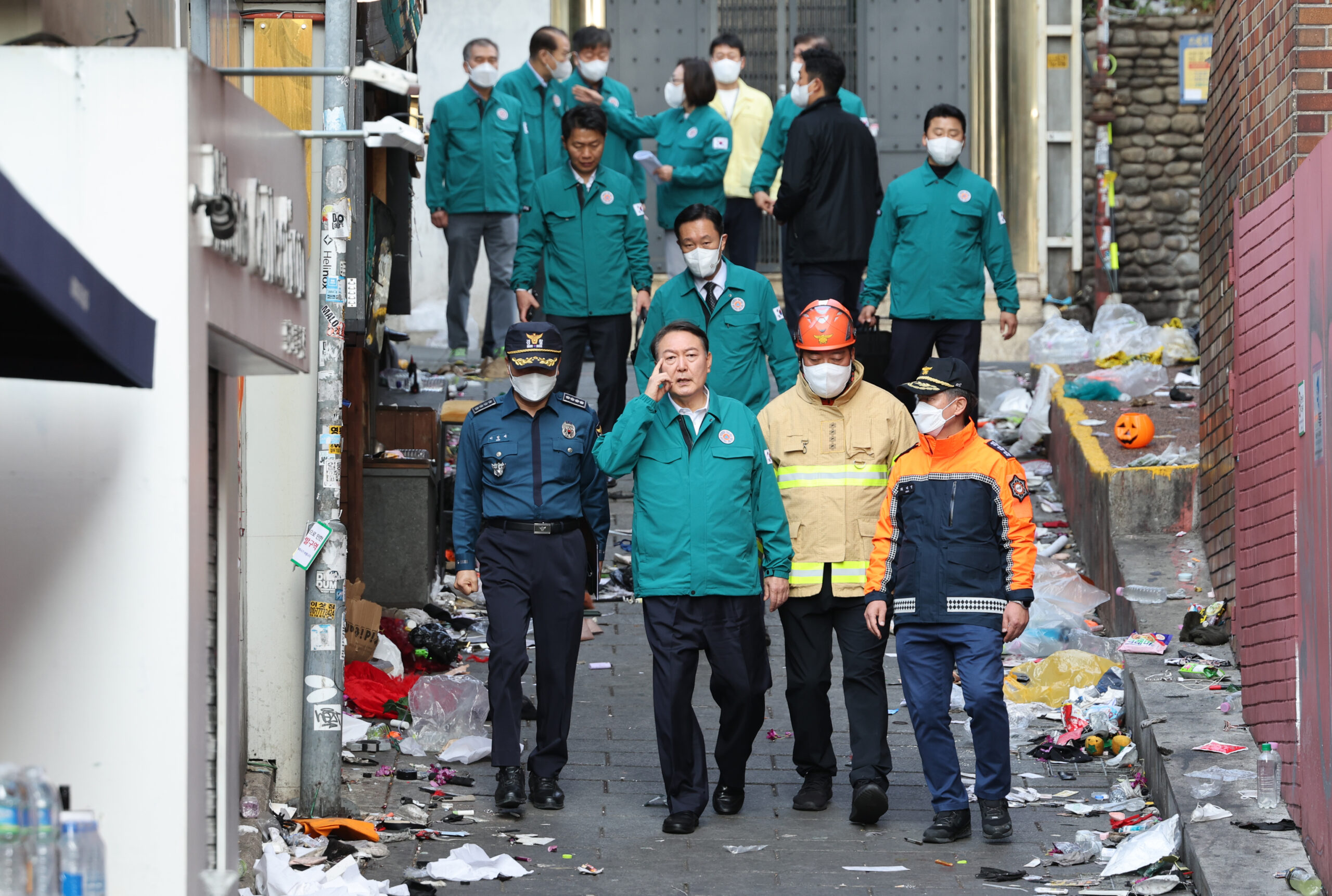 More than 150 killed in Halloween stampede in Seoul | Muscat Daily ...