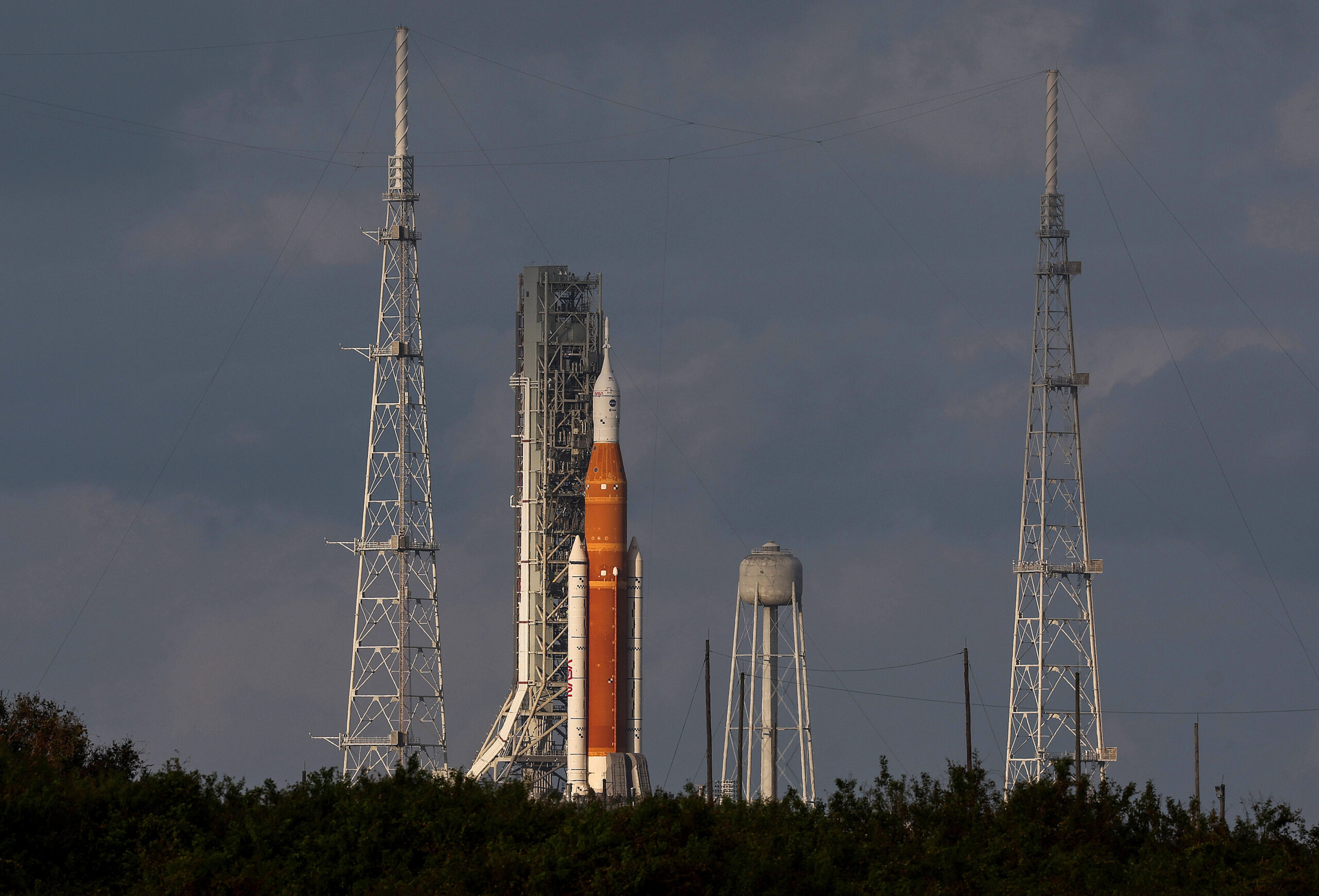 NASA returning to the Moon with mega rocket launch | Muscat Daily| Oman ...