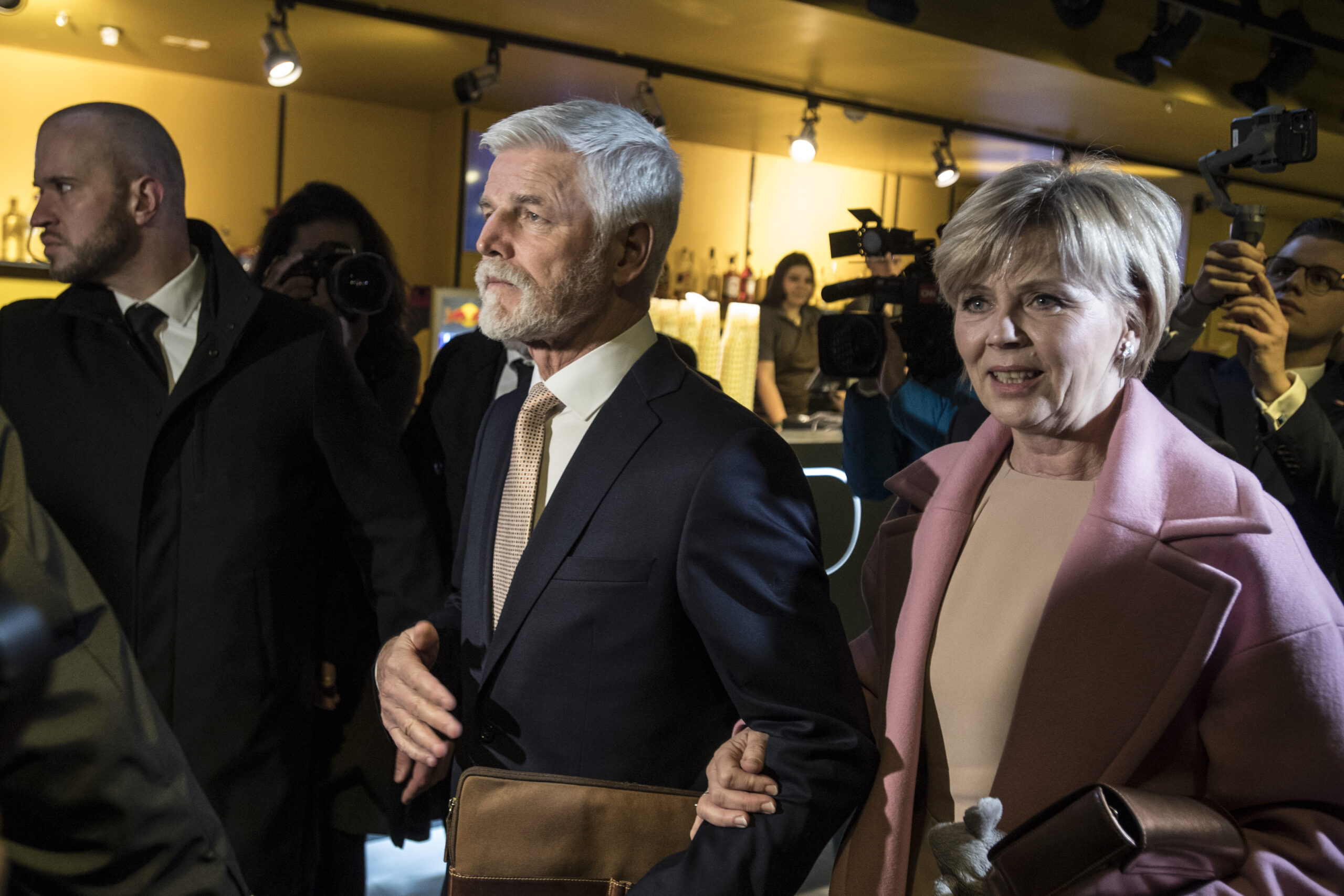 Retired NATO general Petr Pavel wins Czech presidential vote | Muscat ...