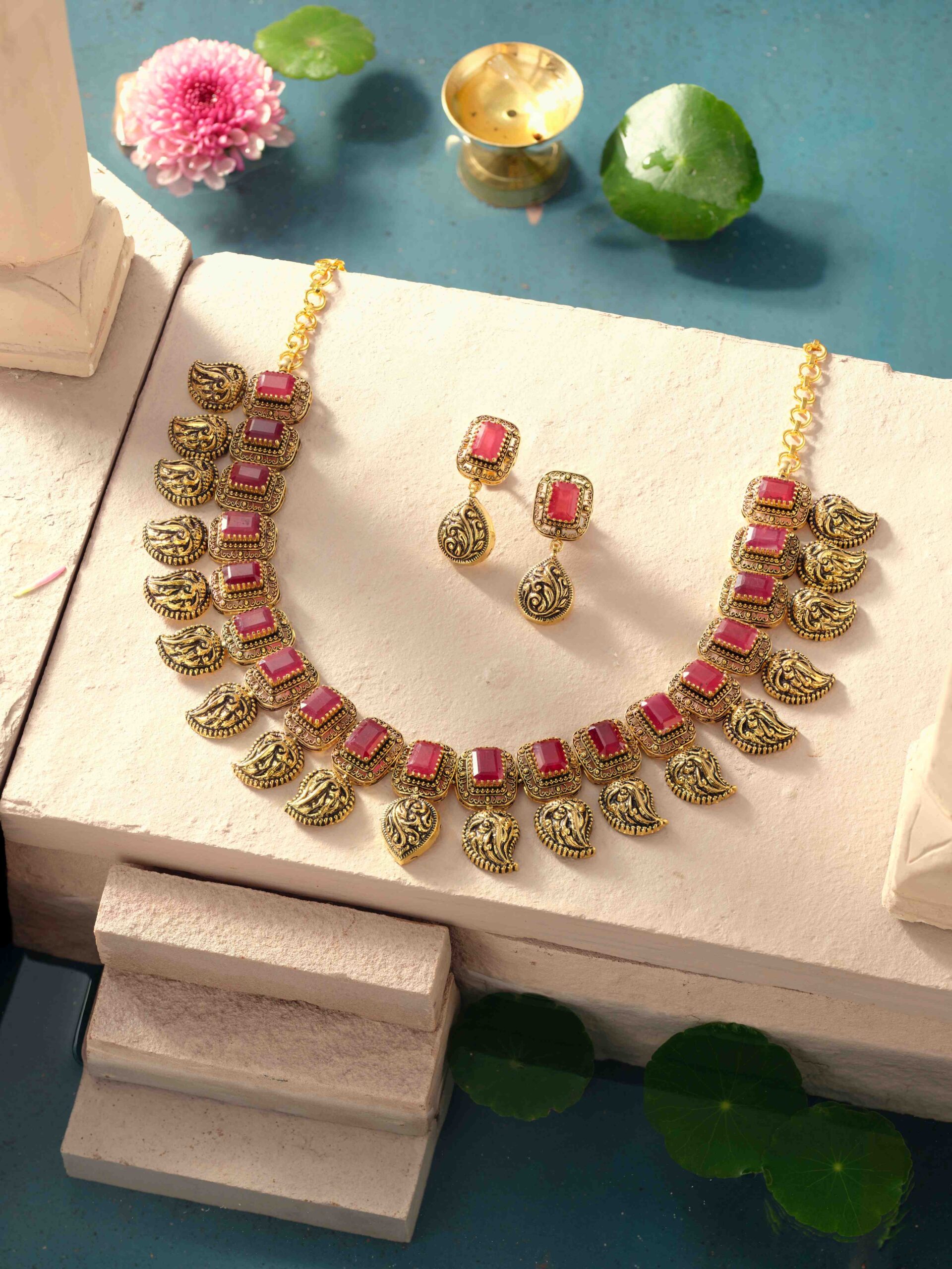 Malabar Gold & Diamonds unveils their festive jewellery collection