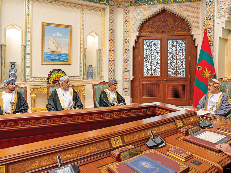 H M the Sultan presides over cabinet meeting, commends Oman’s progress