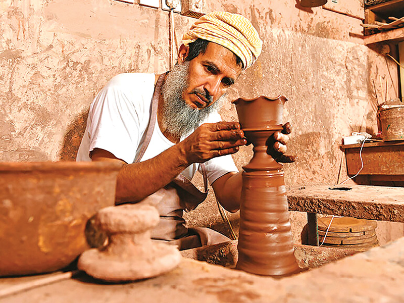 MHUP to set up specialised centre for traditional crafts