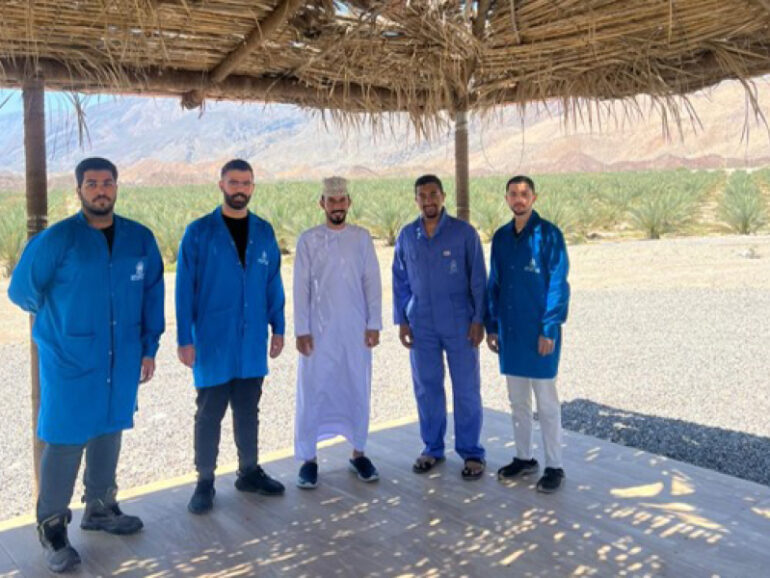 Omani students develop machine to assist date farmers
