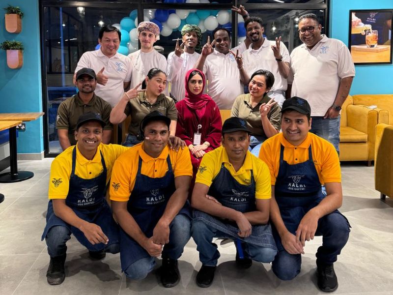 Kaldi 850 hosts grand opening of 21st flagship drive-thru store