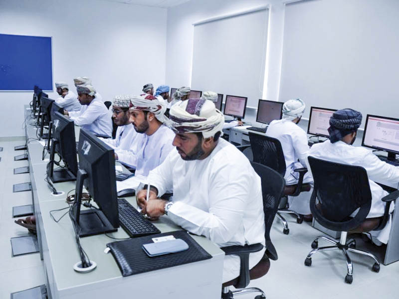 220,000 jobs needed for Omani citizens by 2032: IMF