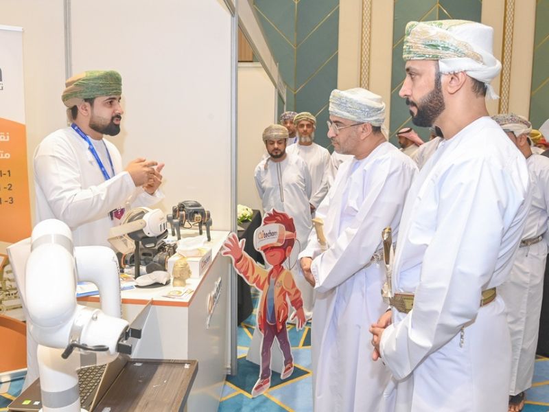 Global experts focuses on AI, knowledge management in Muscat