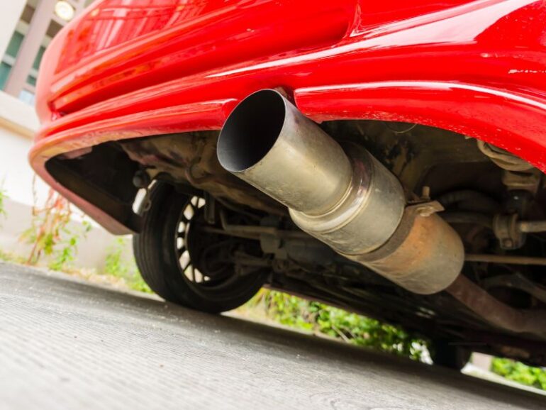 Police seize 98 vehicles for traffic violations