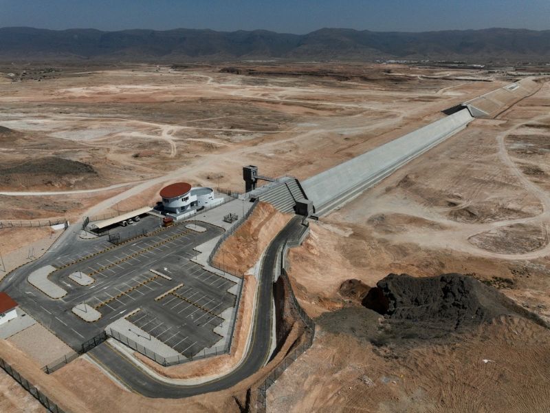 Wadi Anaar Dam inaugurated in Salalah to bolster flood protection