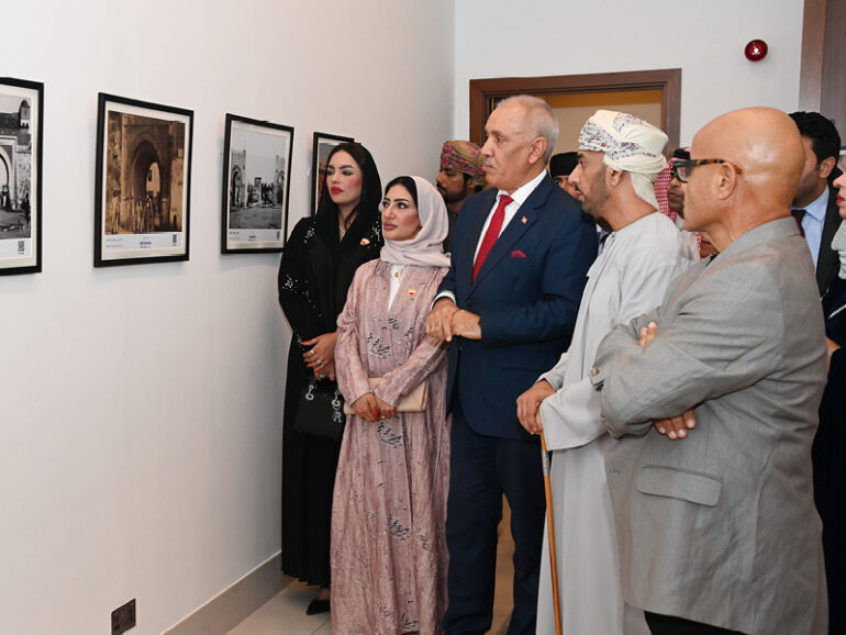 Oman National Museum hosts photo exhibition of 1920s Tunis
