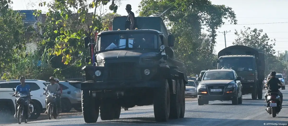 Thailand strikes Cambodia despite Trump truce claims | Muscat Daily ...